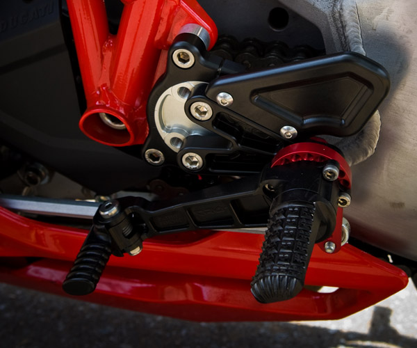 SSR Rearsets : DUCATI